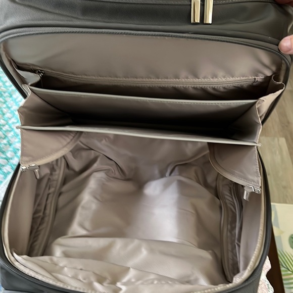 Tumi | Bags | Tumi Larkin 4 Wheel Compact Carryon | Poshmark